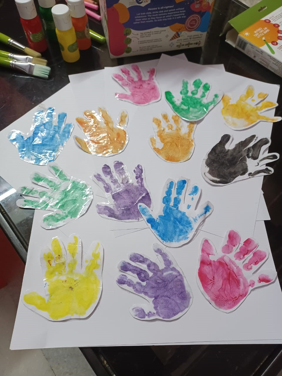 6 Easy Art and Craft Ideas for 2-Year-Olds – Dabble PlayArt